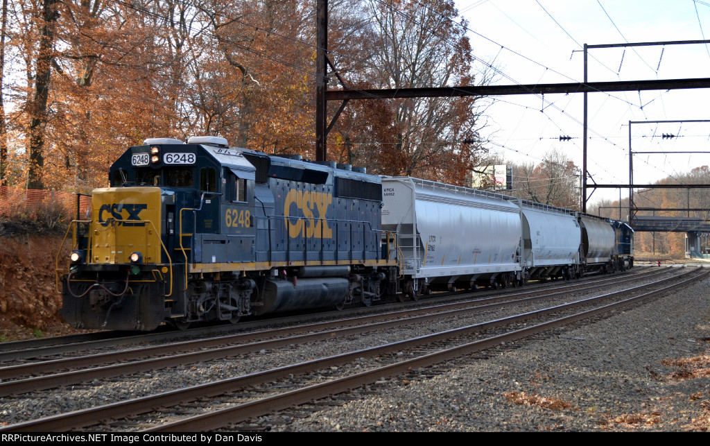 CSX GP40-2 6248 leads C770-20
